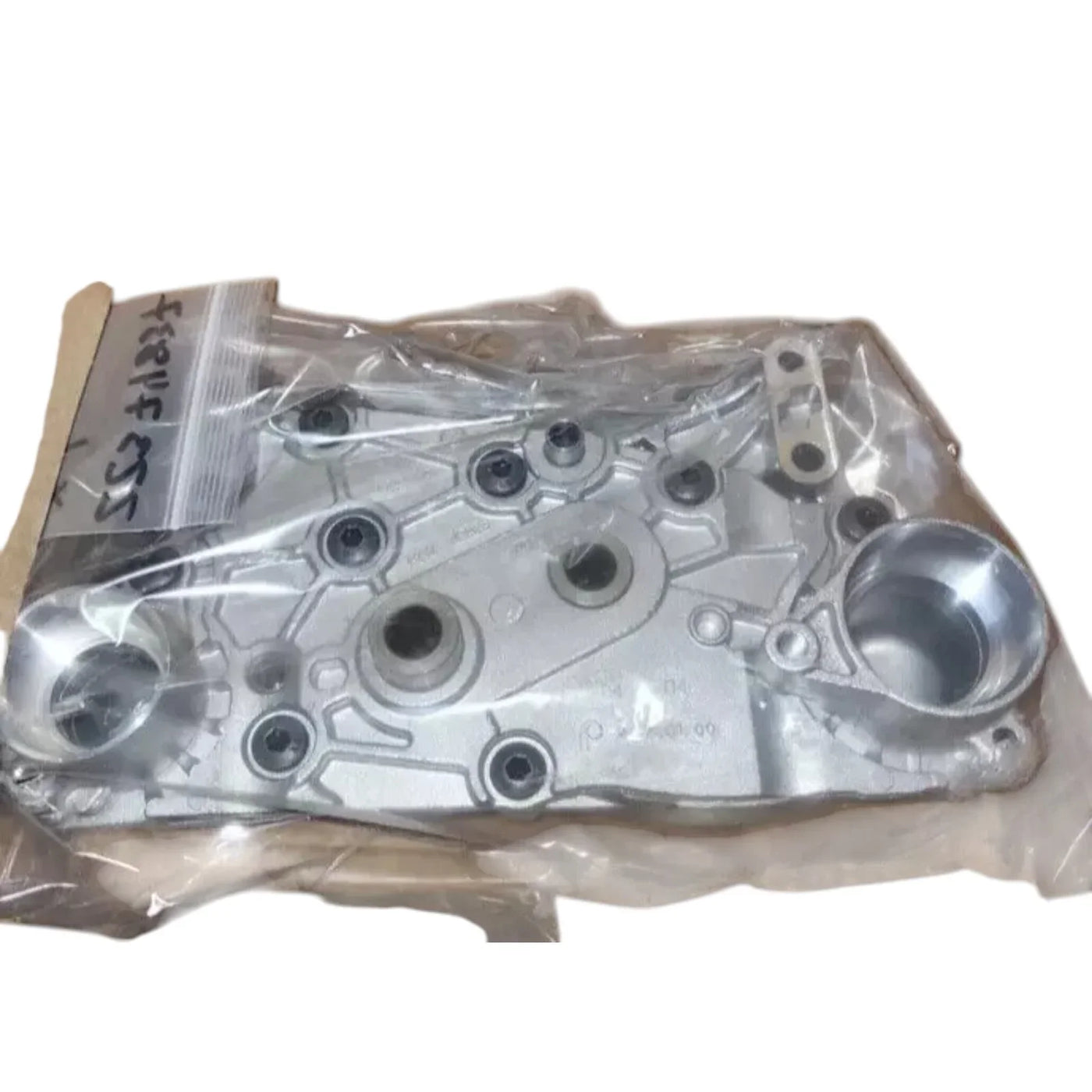 21736639 Genuine Mack Oil Pump – ADVANCED TRUCK PARTS