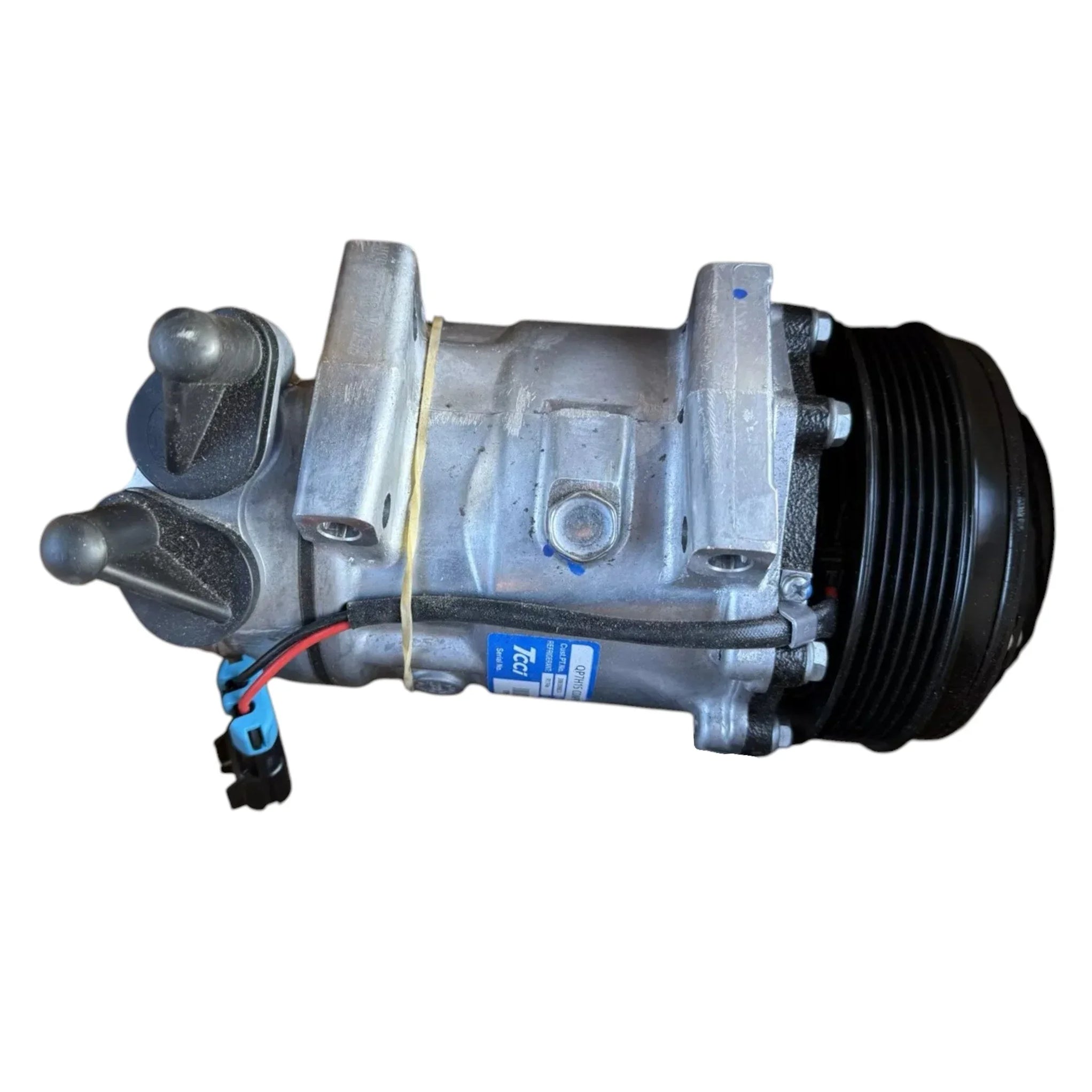 3863068C4 Genuine International A/C Compressor – ADVANCED TRUCK PARTS