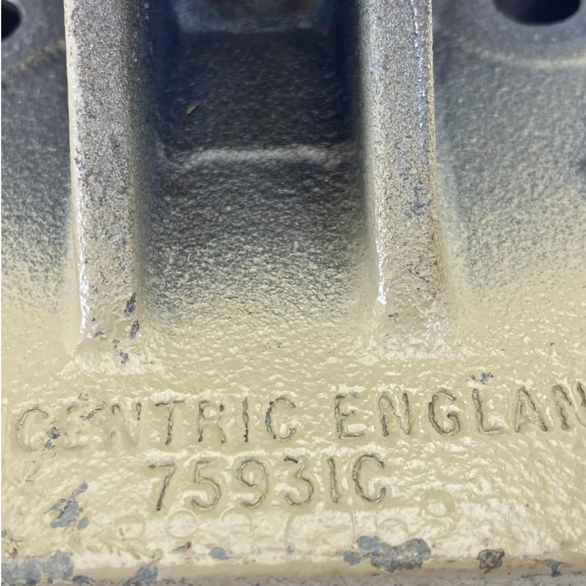 3907069 Genuine Cummins Fan Bracket — ADVANCED TRUCK PARTS