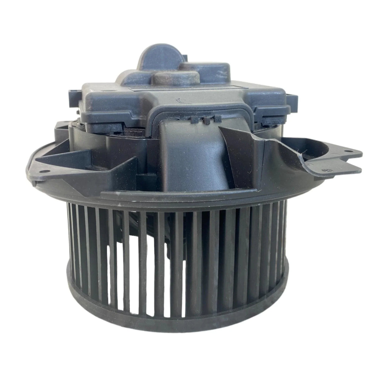 85104207 Genuine Volvo HVAC Blower Motor — ADVANCED TRUCK PARTS