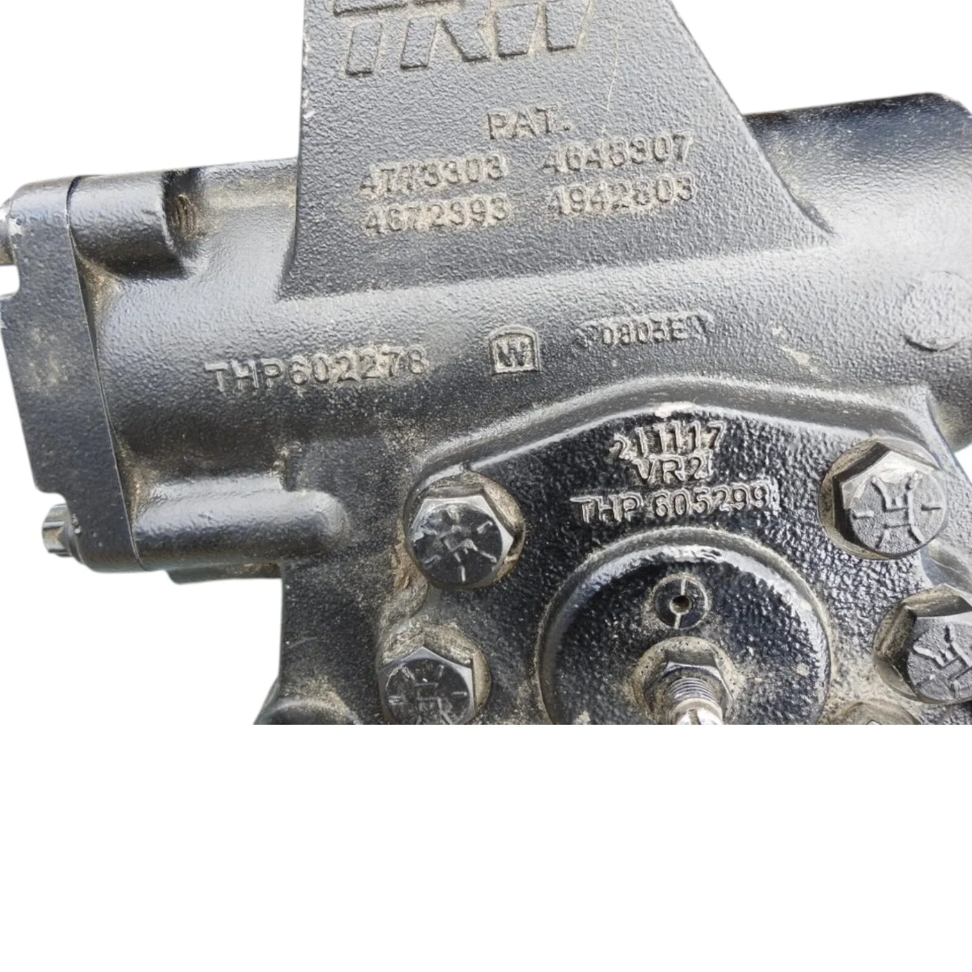 J87-6021 Genuine Paccar Steering Gear – ADVANCED TRUCK PARTS