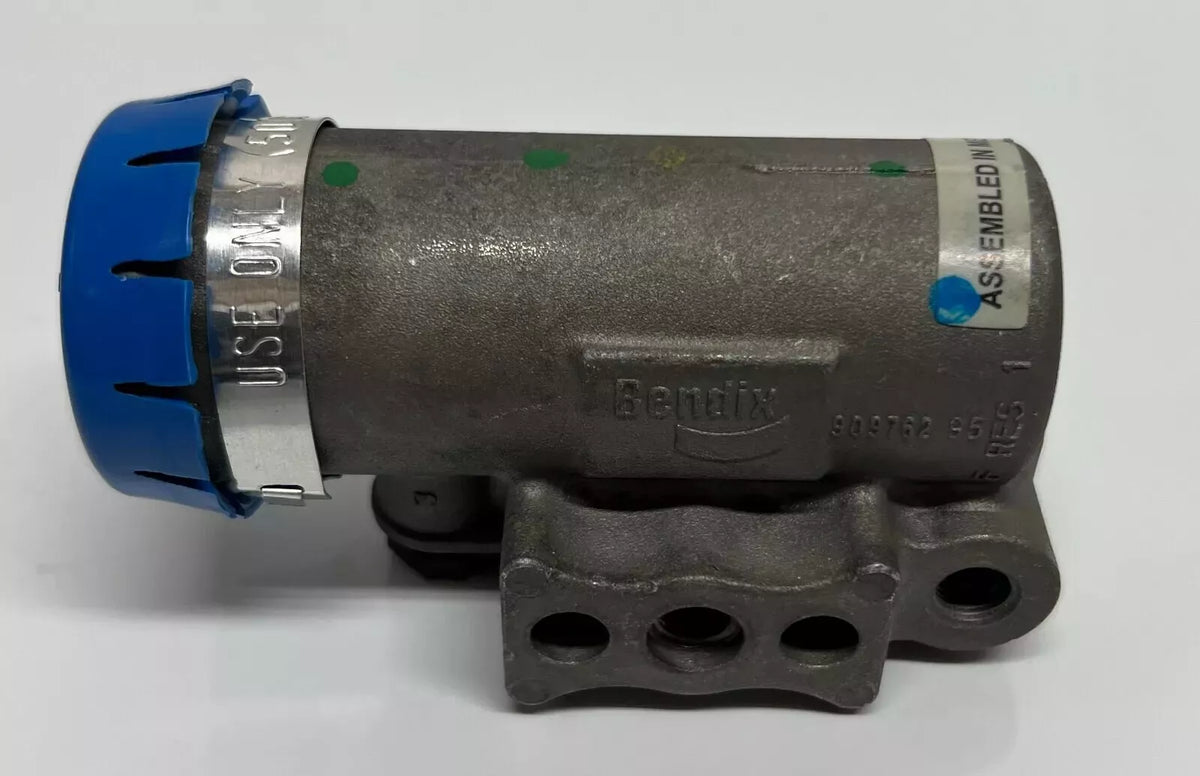 5004049 Genuine Bendix Governor Valve Kit — ADVANCED TRUCK PARTS
