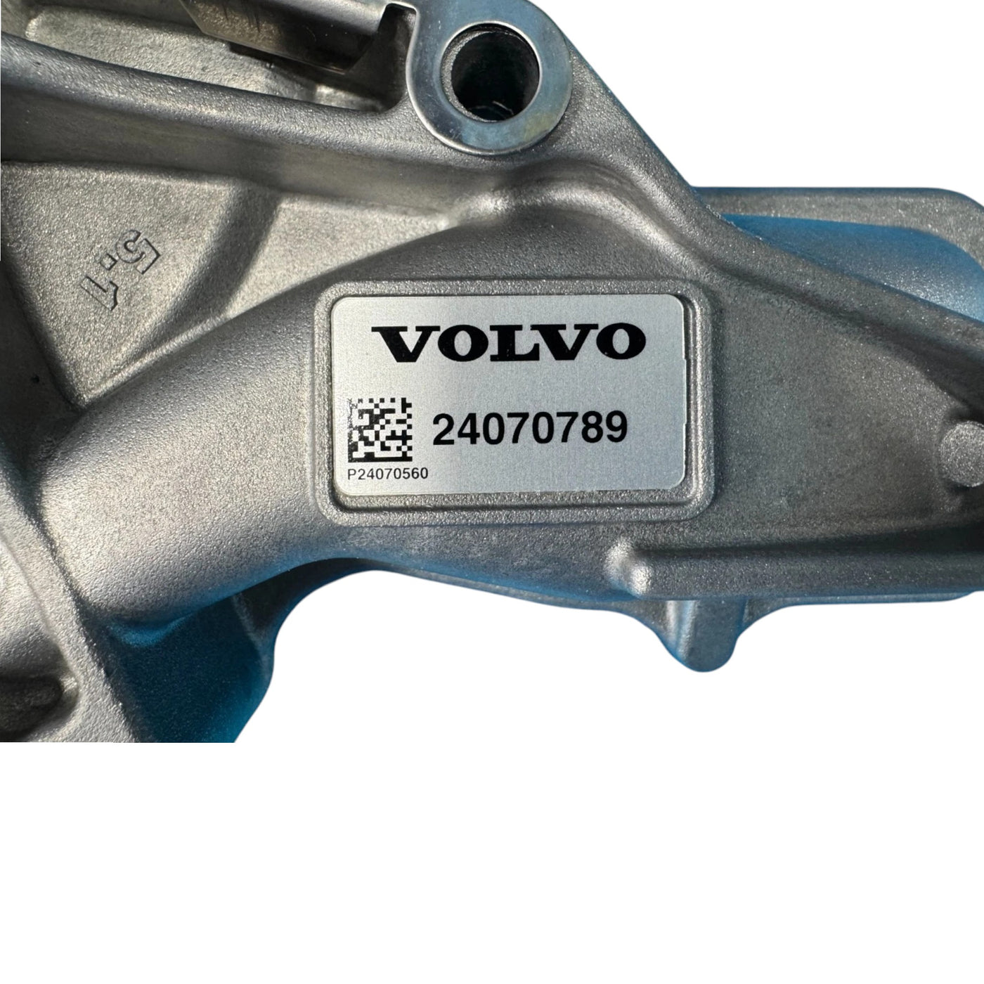 24152058 Genuine Volvo Water Pump Kit — ADVANCED TRUCK PARTS