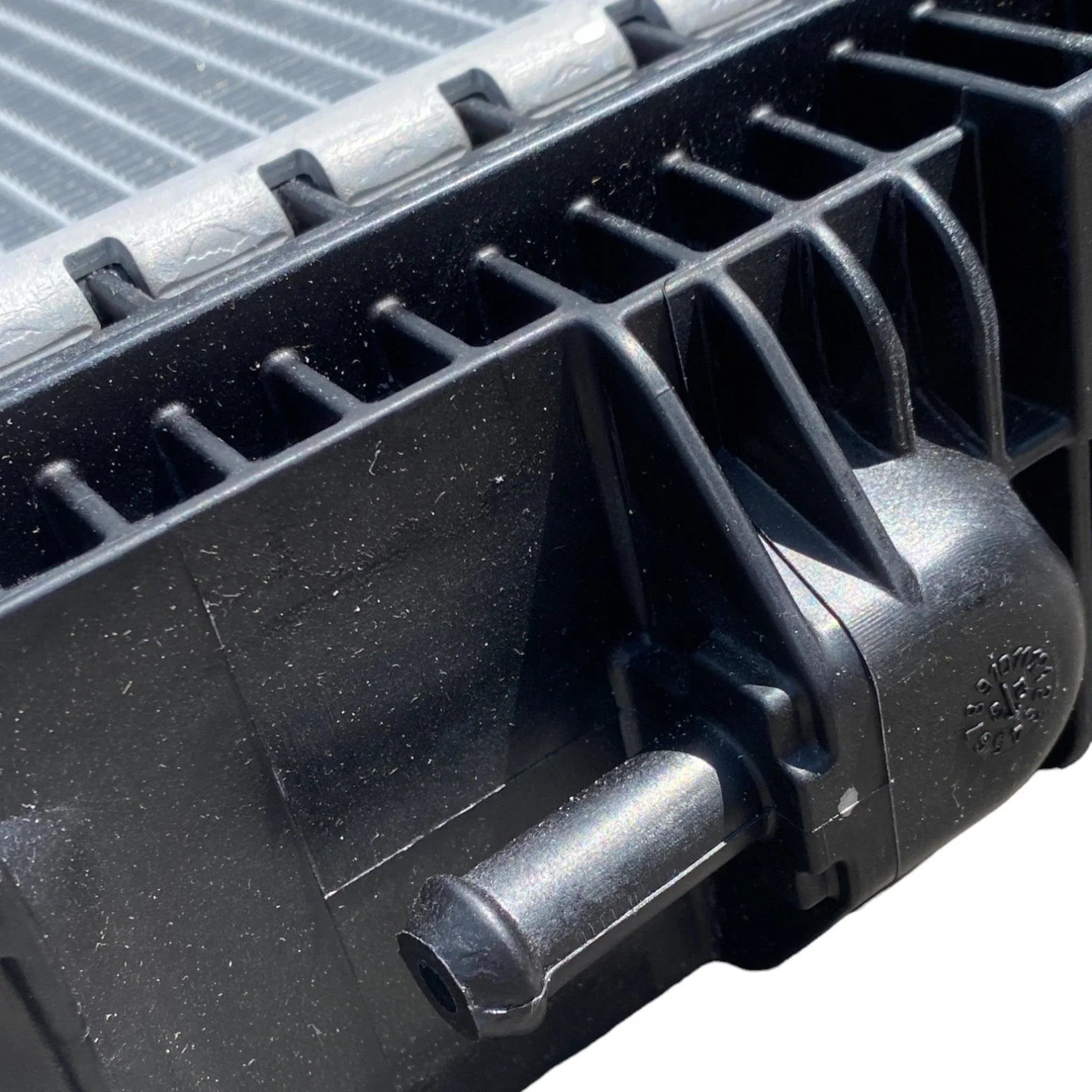 TXE1003850D Genuine Freightliner Radiator Assembly — ADVANCED TRUCK PARTS